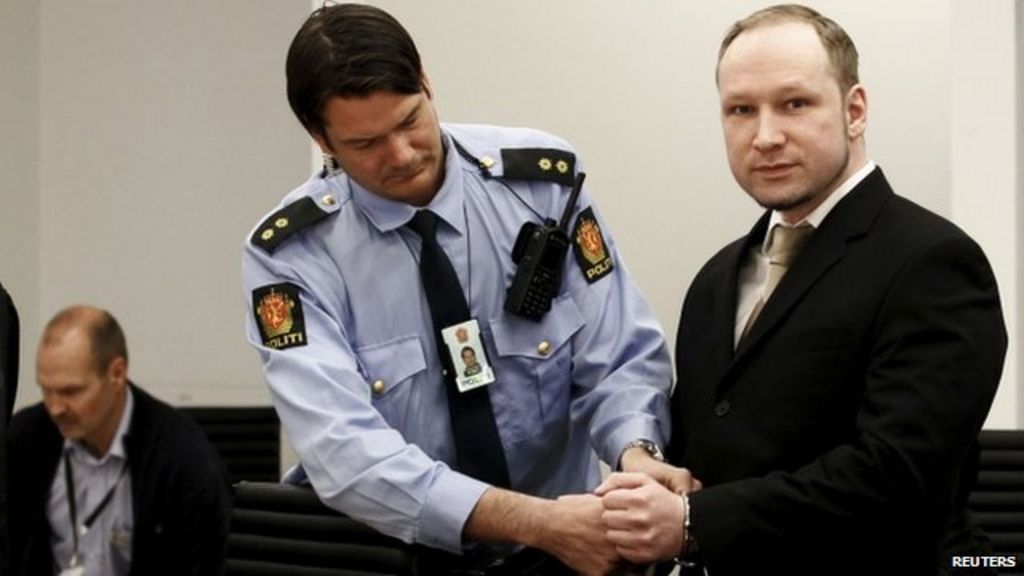 News briefing on first day of Anders Behring Breivik trial - BBC News