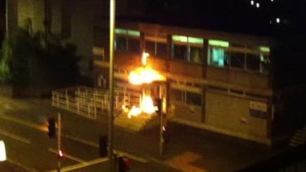 Six guilty of Nottingham police station firebomb riot - BBC News