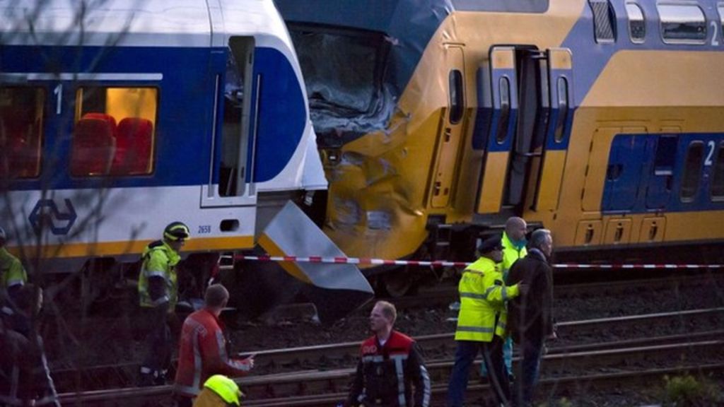 Dutch train crash: Woman dies of her injuries - BBC News