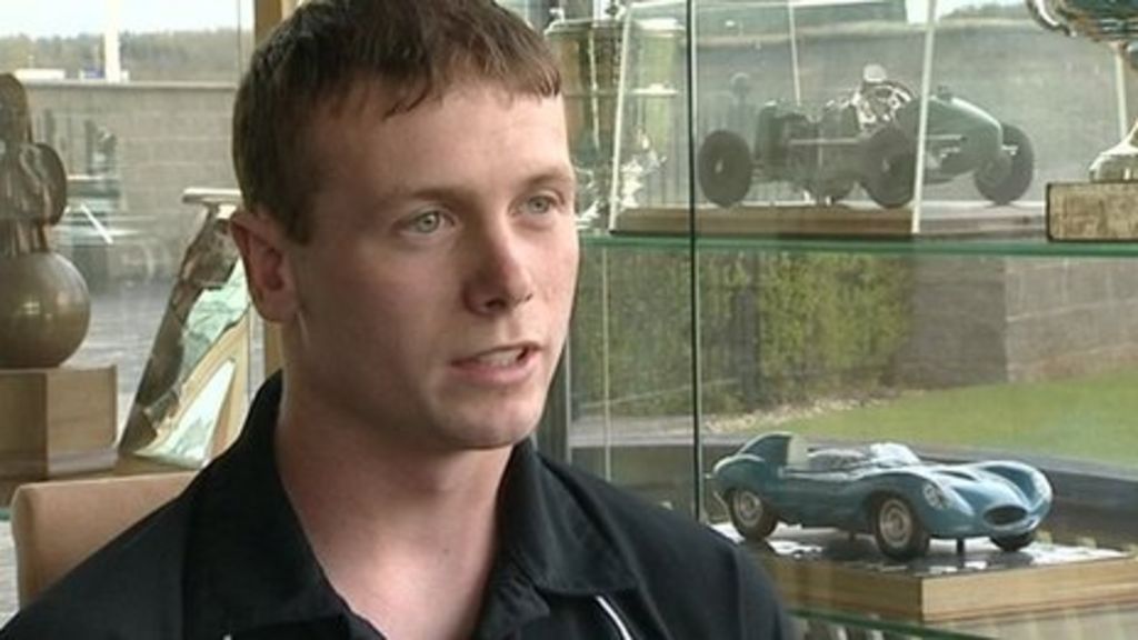 Champion driver Dean Stoneman's cancer recovery - BBC News