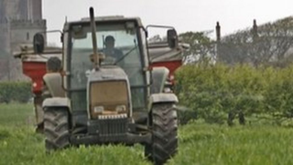 Bid to cut fatal farm accidents in Northern Ireland - BBC News
