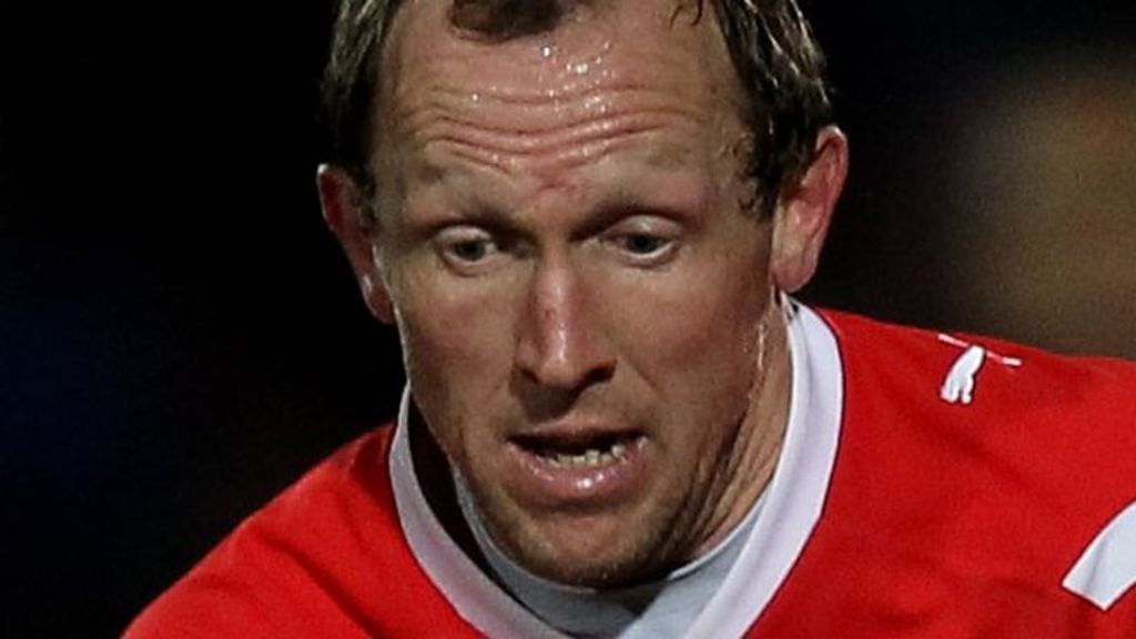 First half hurt us says Wrexham boss Andy Morrell - BBC Sport