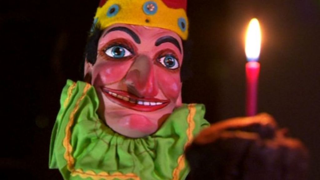 Mr Punch to celebrate 350 years of puppet anarchy - BBC News