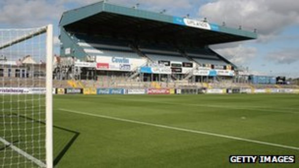 Store plans for Bristol Rovers' Memorial Stadium submitted - BBC News