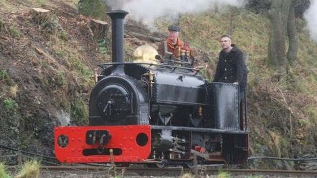 Hugh Napier steam engine back on track after 50-year restoration - BBC News