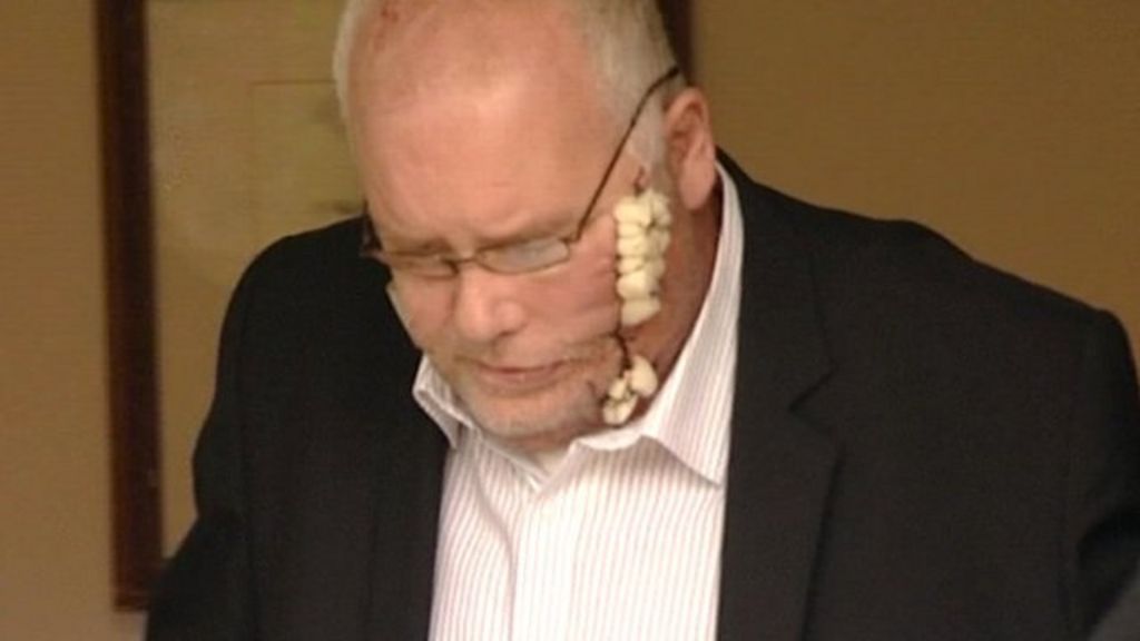 Ex-bouncer David Oakes murdered partner and daughter - BBC News