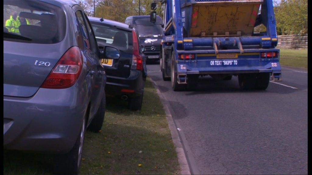 Wallsend telephone mast protest - BBC News
