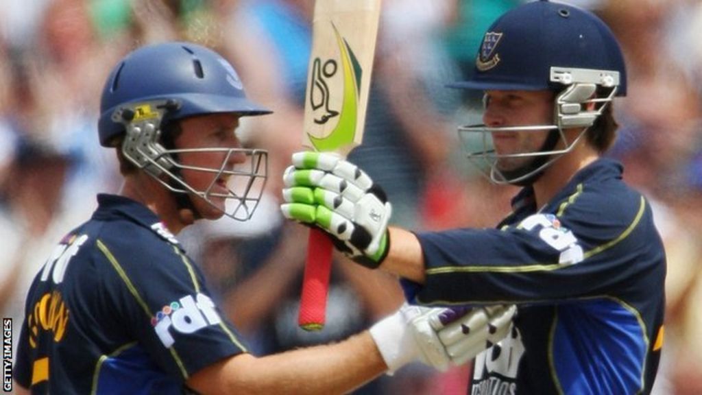 Sussex's Ed Joyce tips Murray Goodwin to regain form - BBC Sport