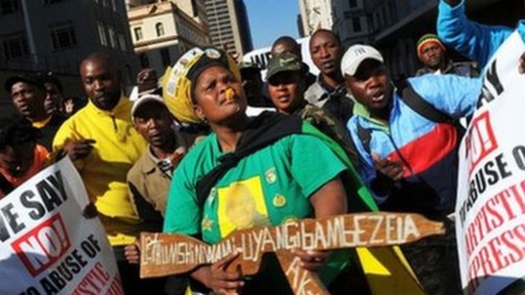 Zuma lawyer's tears as court hears 'rude' painting case - BBC News