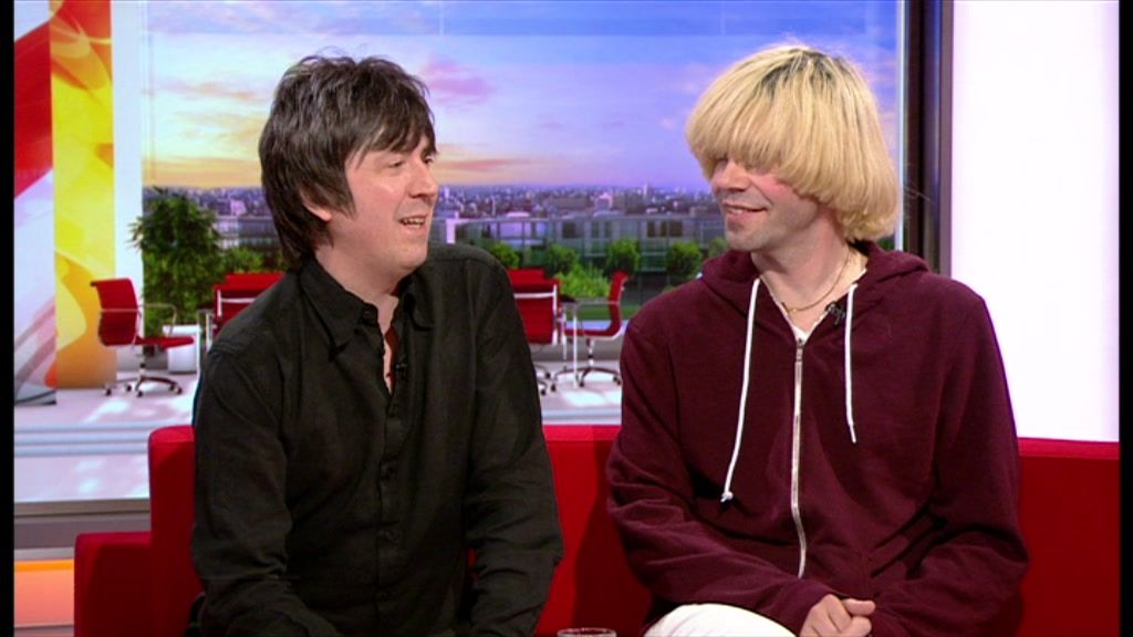 The Charlatans on their retrospective tour - BBC News