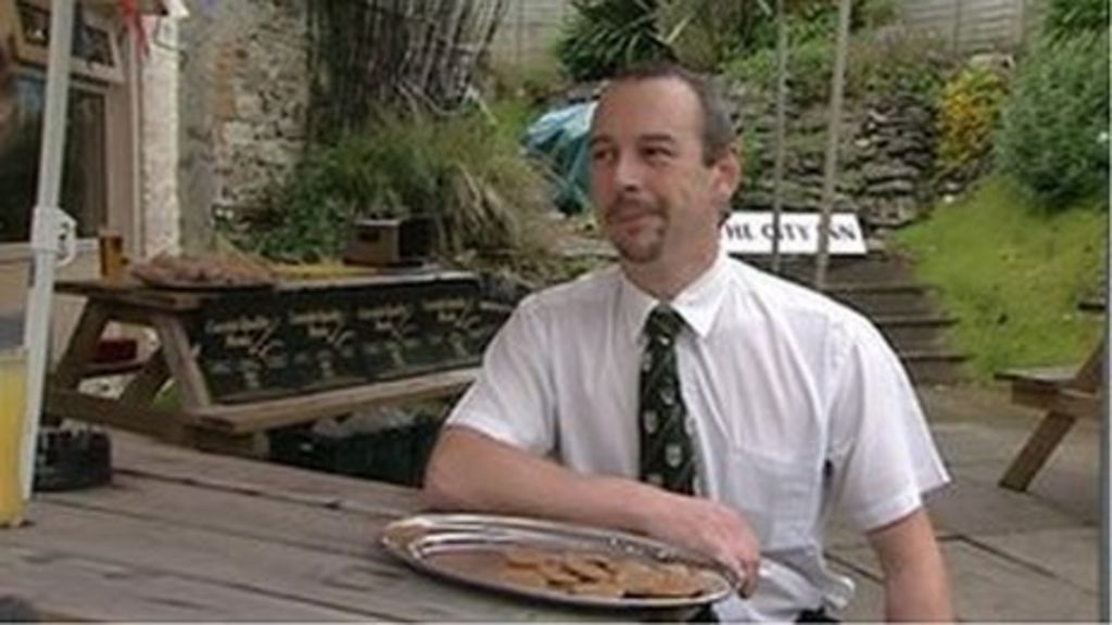 Hogs pudding world champ crowned - BBC News