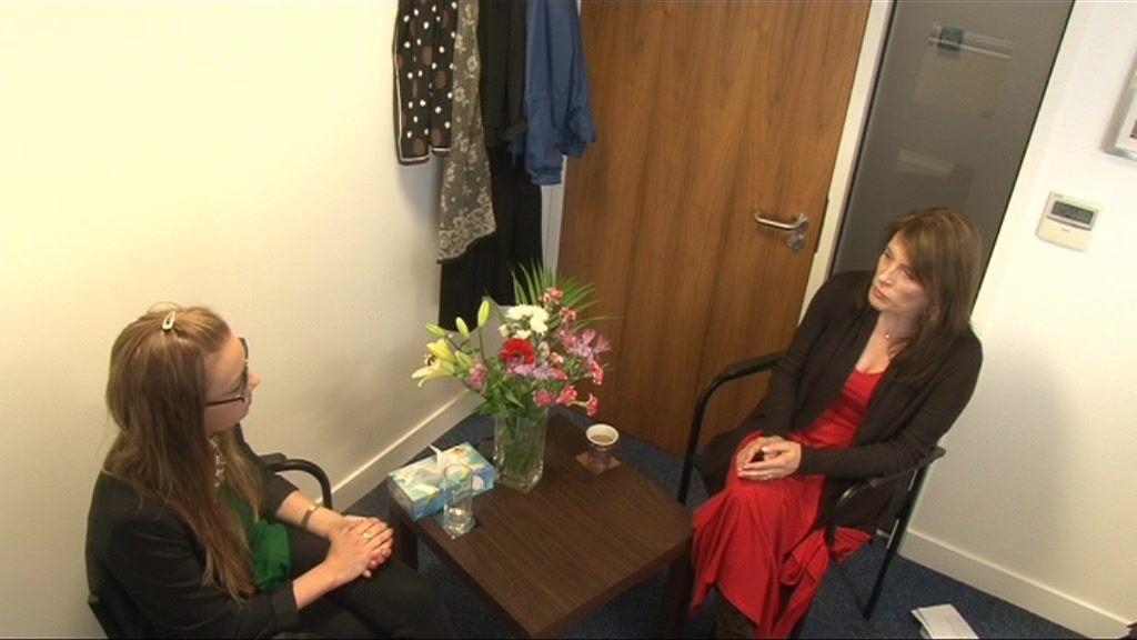 How to prepare for an interview - BBC News