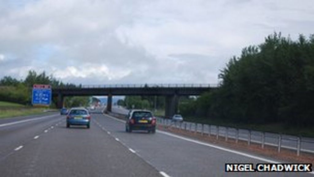 A74(M)/M74 roadway set for upgrade - BBC News