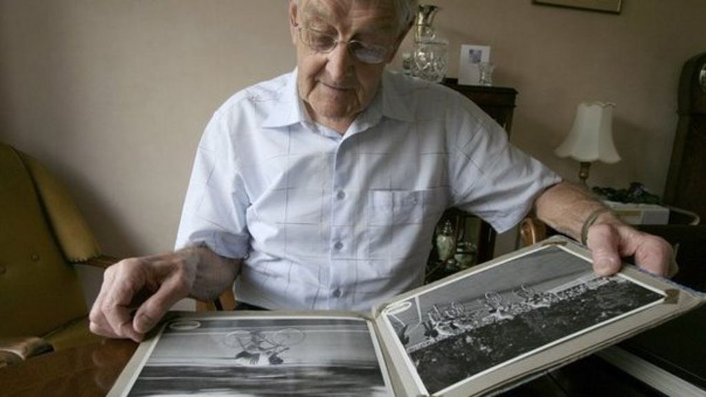 Tommy Godwin - BBC News