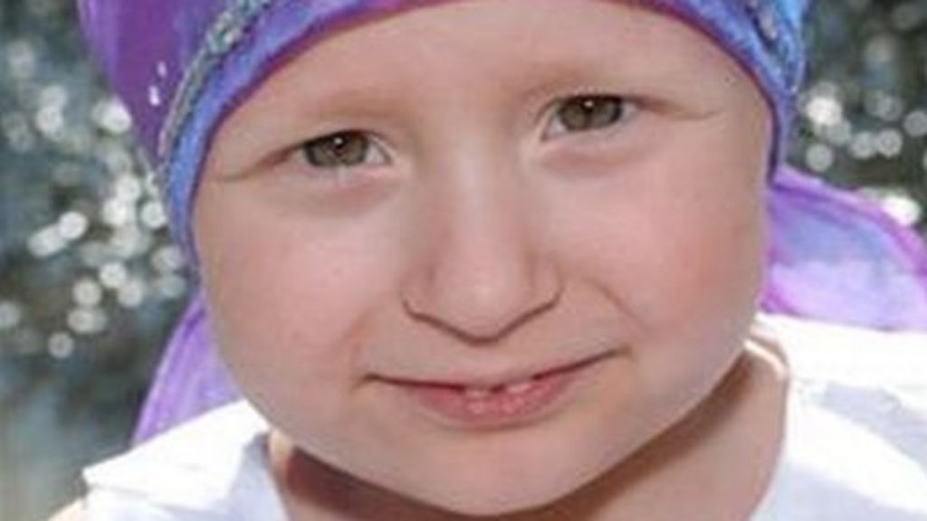 Scottish cancer girl Olivia Downie dies after return from Mexico - BBC News