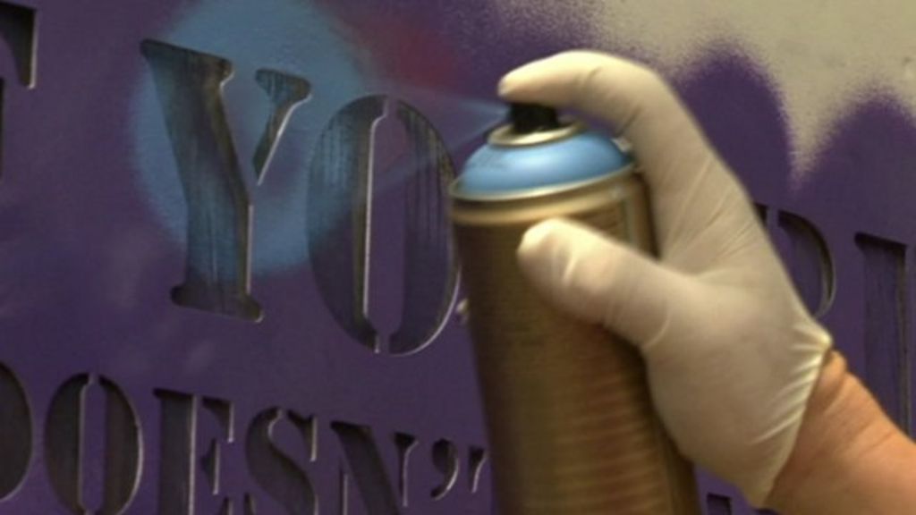 Graffiti: Inspirational or offensive? - BBC News