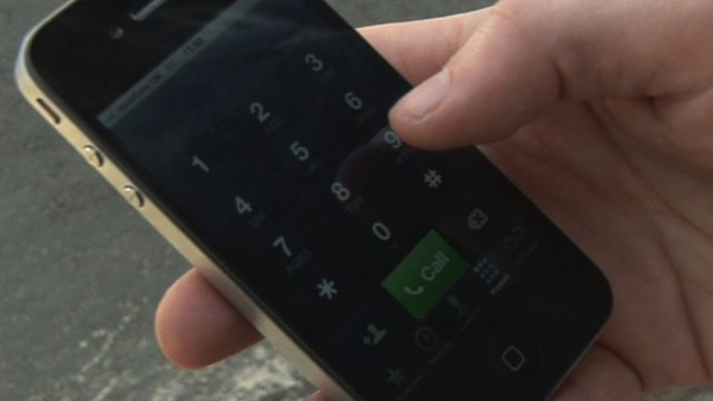 Journey of a 999 call - BBC News