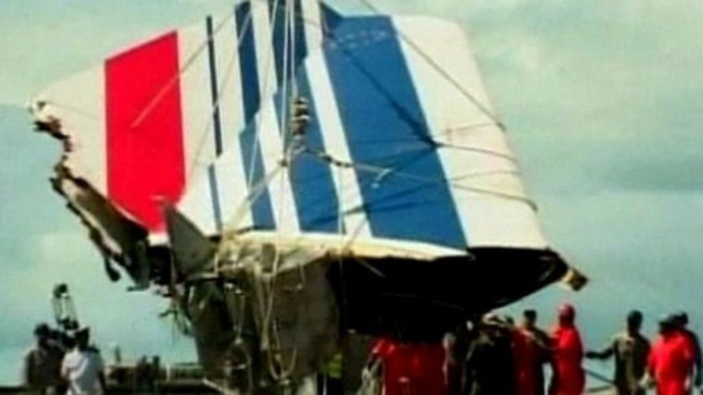 Air France crash final report awaited - BBC News