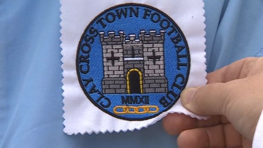 'Devil' name for Clay Cross Town FC's ground after raffle - BBC News