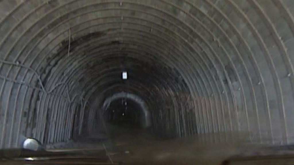 Going underground at South Crofty tin mine - BBC News