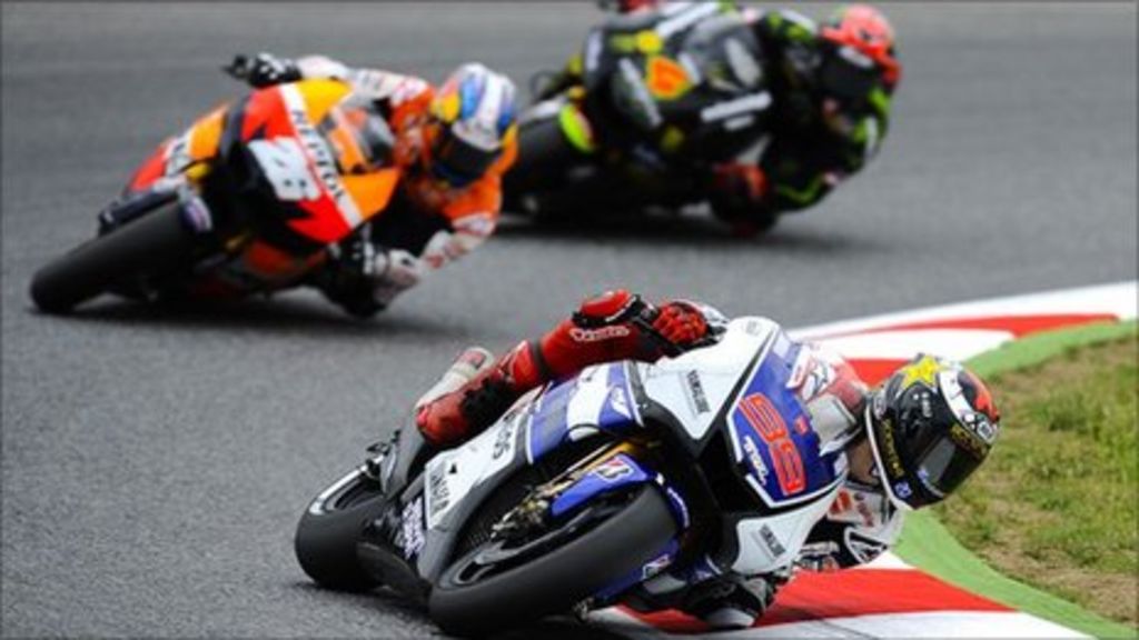 Italian MotoGP: Lorenzo reigns supreme at Mugello - BBC Sport