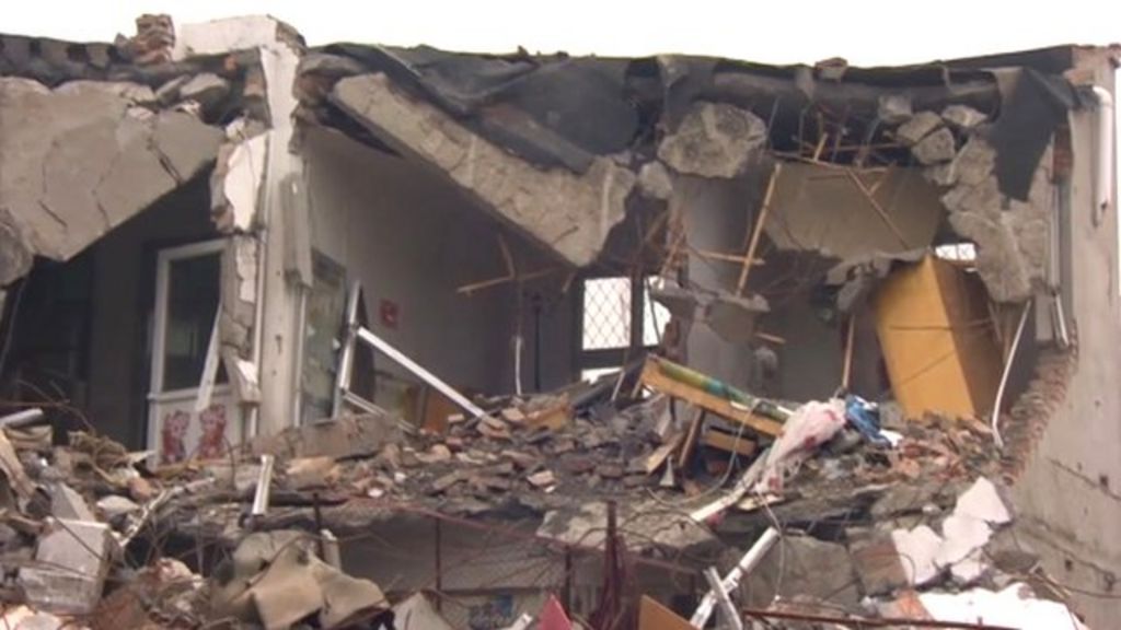 The Chinese left behind by economic growth - BBC News