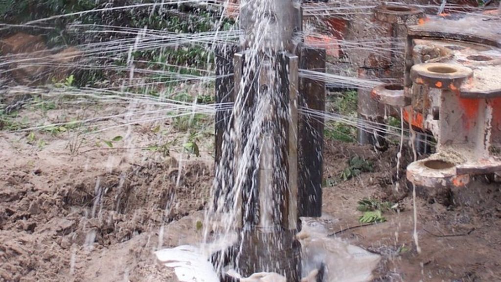 Vast aquifer found in Namibia could last for centuries - BBC News