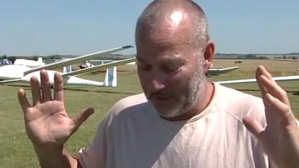 Glider pilot's relief at surviving mid-air crash - BBC News