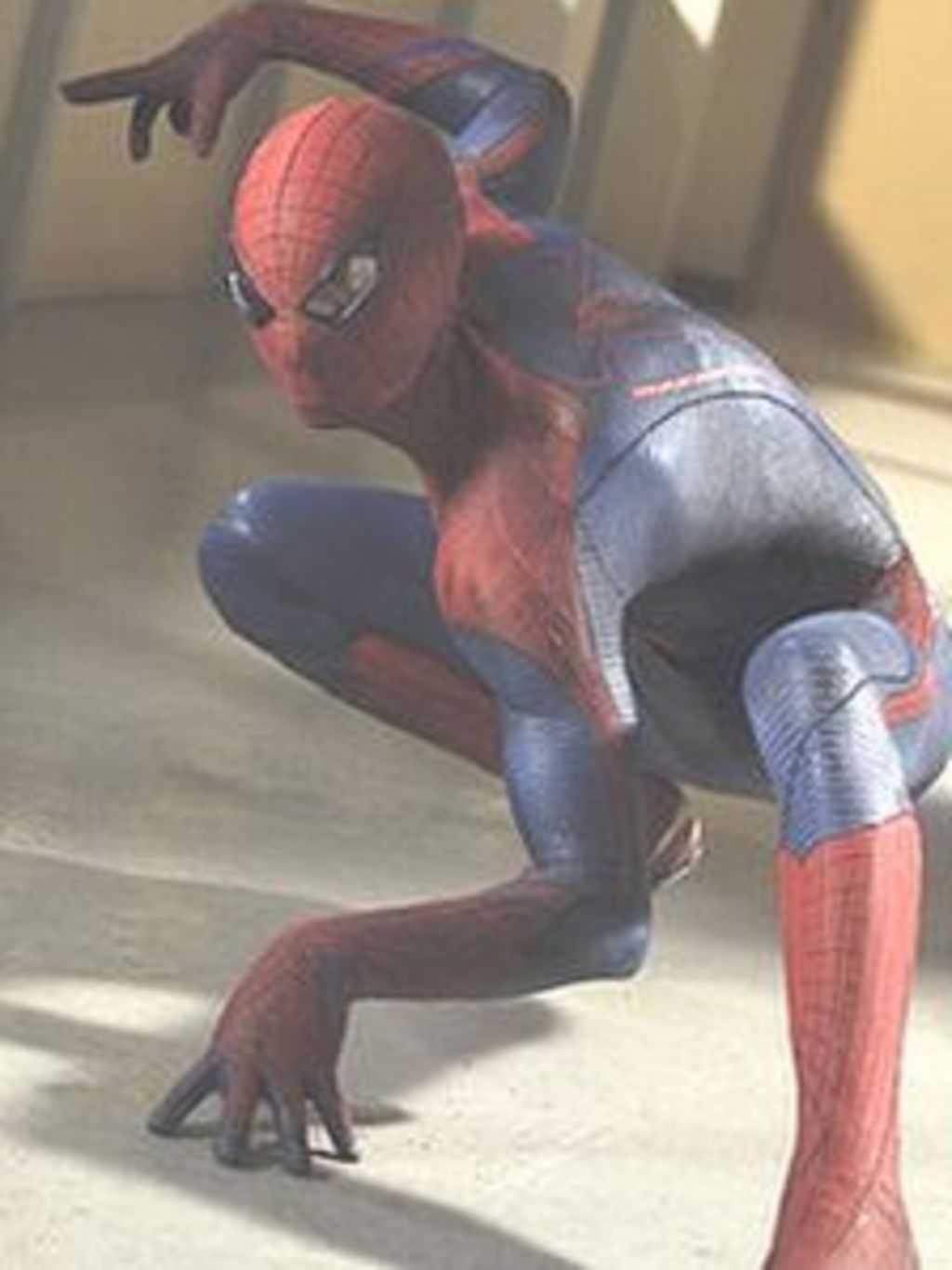 Researchers find fear link to Spider-Man - BBC News