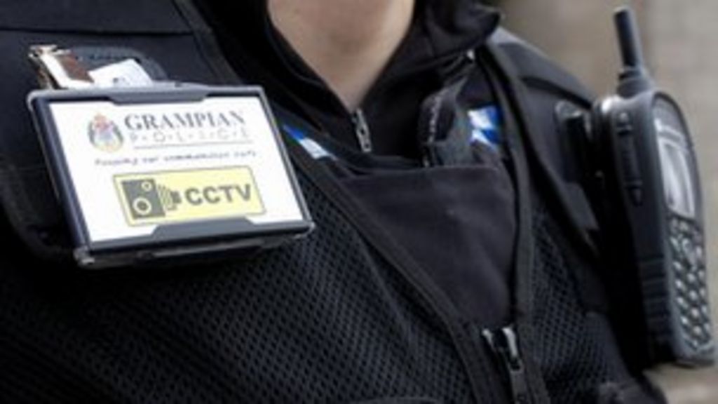 Grampian Police officers to wear body cameras - BBC News