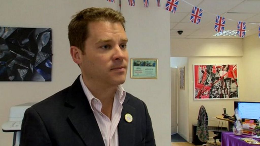 Aidan Burley says 'leftie multi-cultural' tweet misunderstood - BBC News