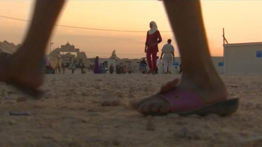 Syria conflict: Jordan taking action over refugees - BBC News