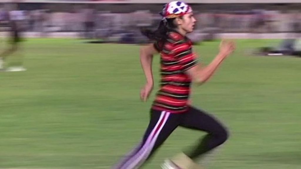 Pakistan 800m runner is country's 'last hope' for Olympics - BBC News