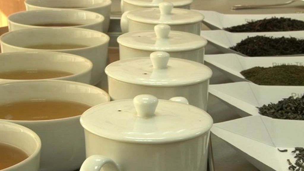 What makes a perfect Gulf tea brew? - BBC News