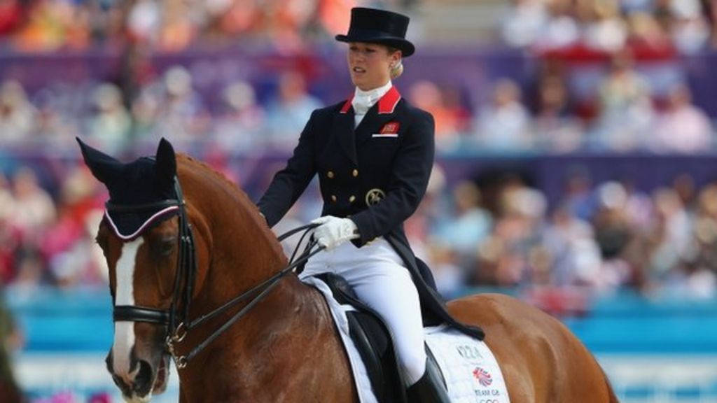 Dressage: How to make a horse dance - BBC News