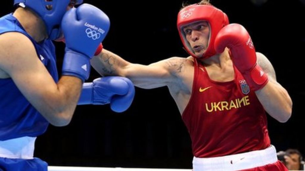 Olympics boxing: Oleksandr Usyk claims heavyweight gold - BBC Sport