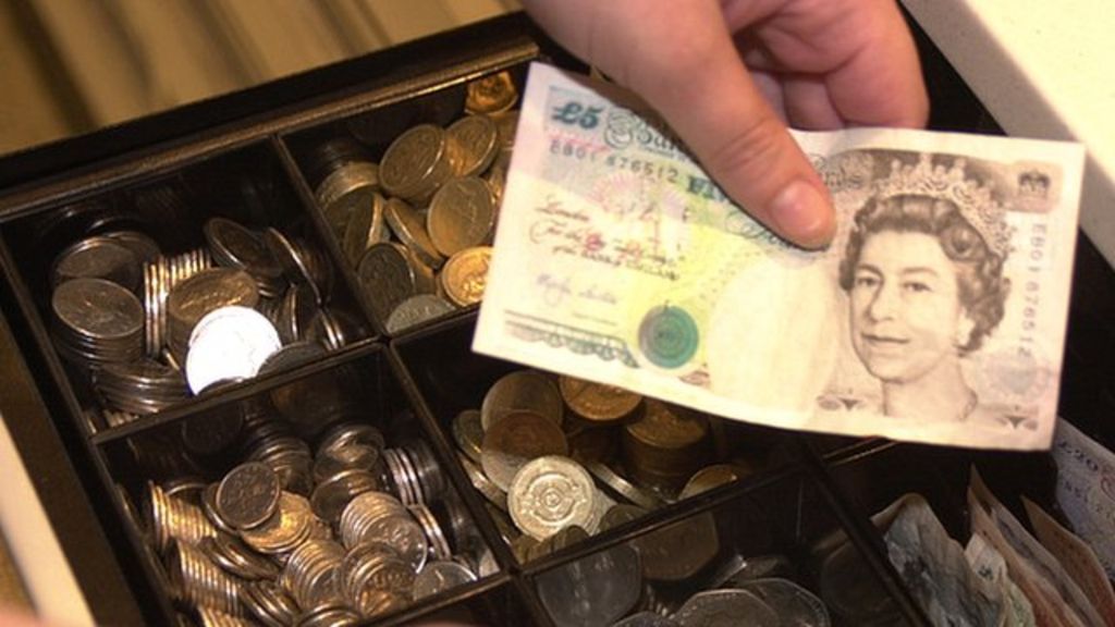 UK inflation rate rises in July - BBC News