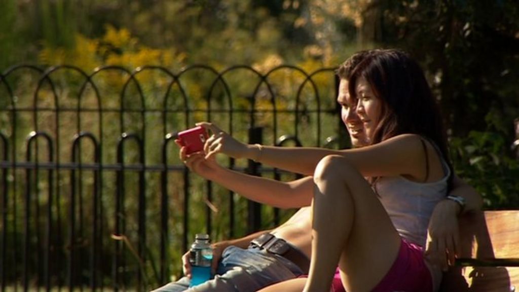 Hottest day of 2012 so far recorded - BBC News