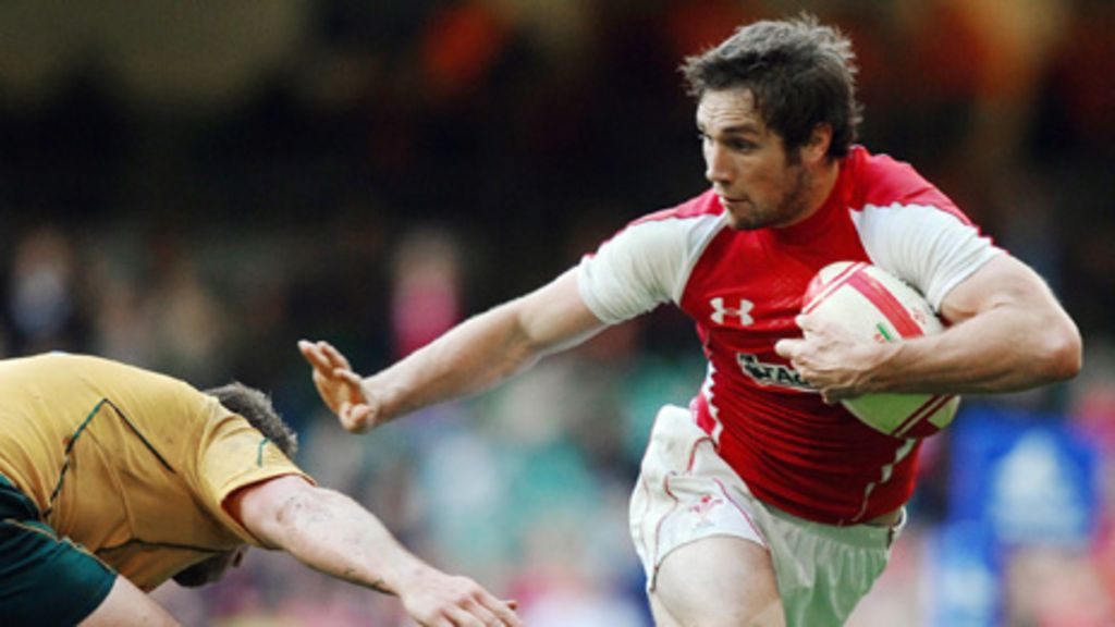 Ospreys Rugby investigate Andrew Bishop Cardiff assault - BBC News