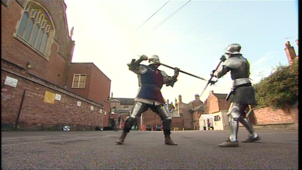 Dig for King Richard III remains in Leicester car park - BBC News