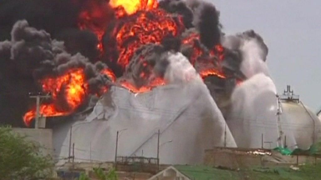 Chavez says oil refinery fires coming 'under control' - BBC News