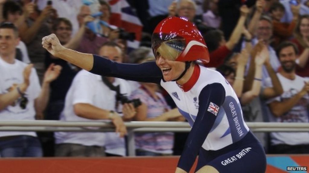 GB's Storey storms to second Paralympic cycling gold - BBC Sport
