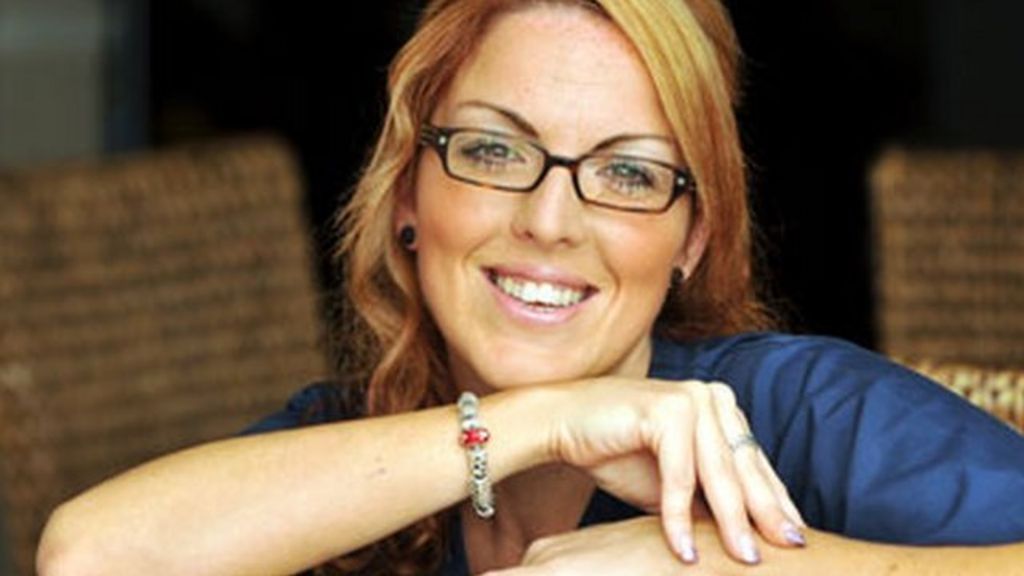 Louise Price on Royal Humane Society award after crash - BBC News