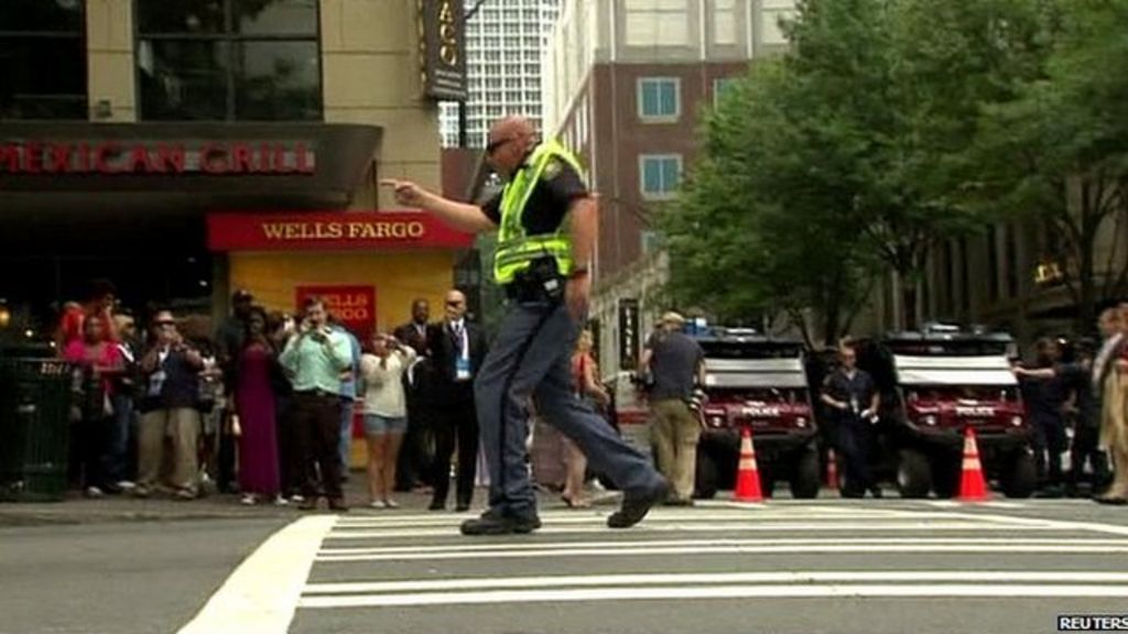 Moonwalking Traffic Cop In Us Bbc Newsround