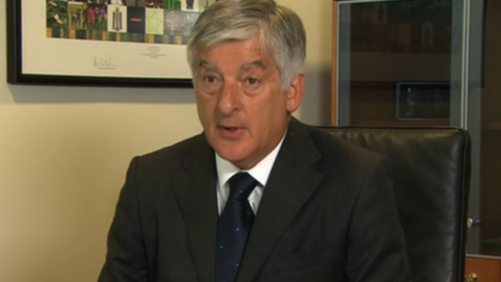 Hillsborough: FA chairman David Bernstein gives apology - BBC Sport