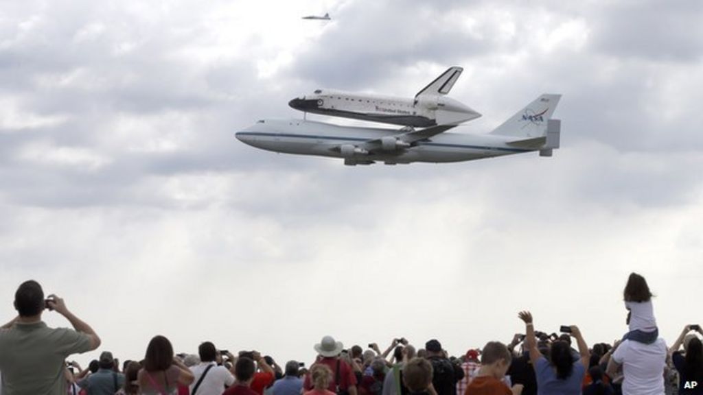 Space shuttle flown to museum - BBC Newsround