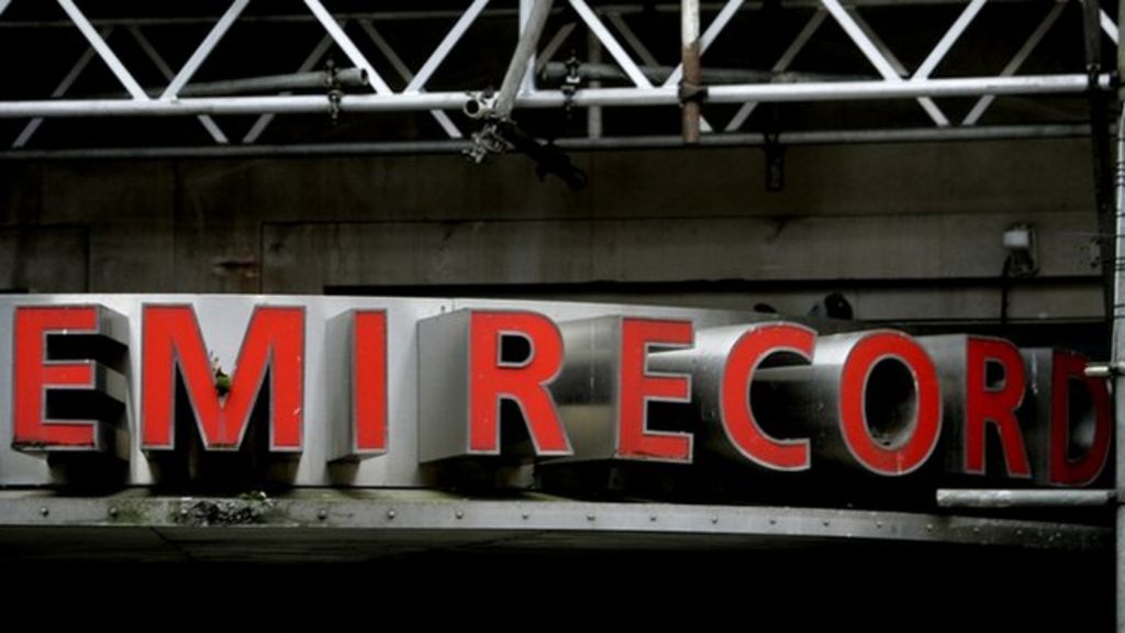EMI-Universal deal approved - BBC News