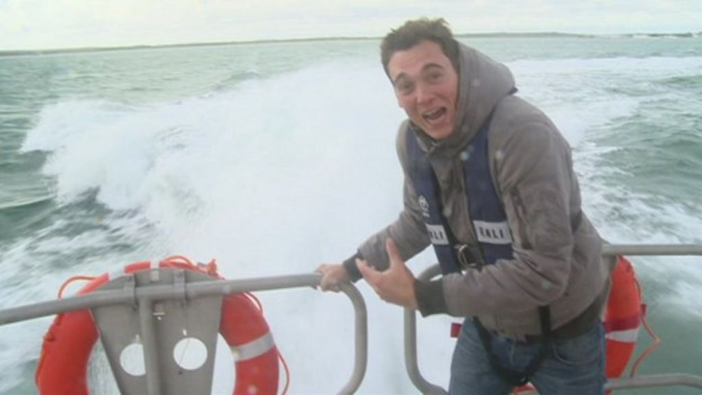 Fastest lifeboat in the world - BBC Newsround