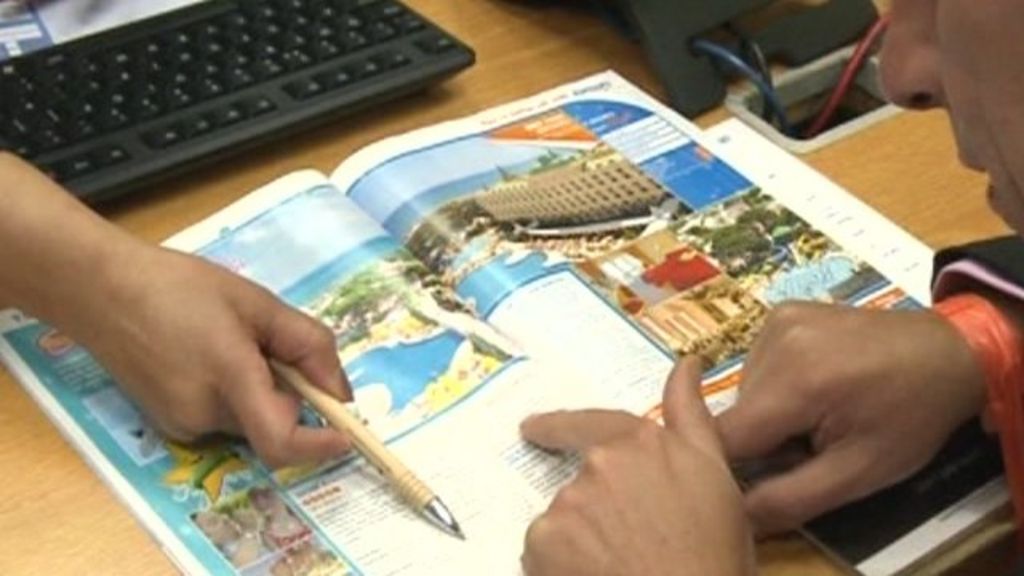 Concerns over new ATOL certificate scheme - BBC News