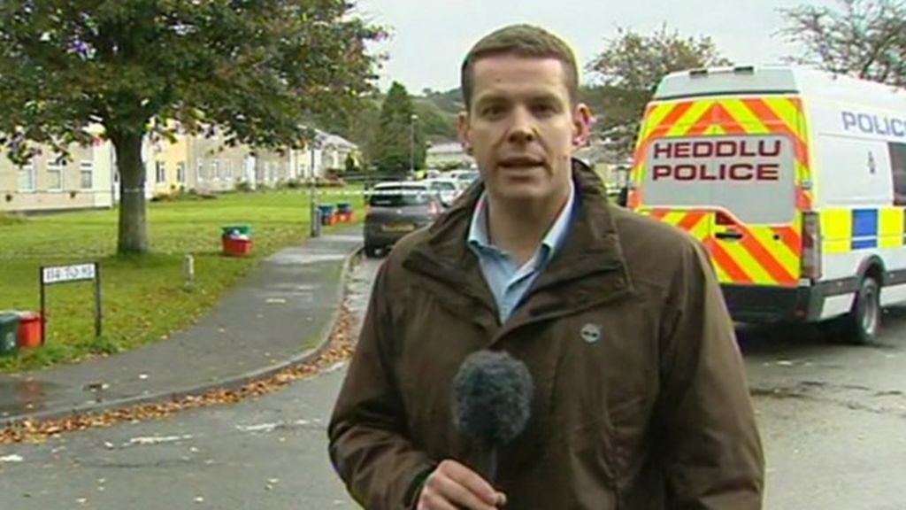 Scene of search for missing April - BBC News